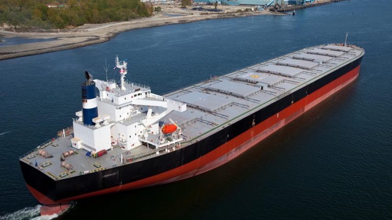 Perbedaan Kapal Tanker, Bulk Carrier, dan General Cargo Ship - Gastra